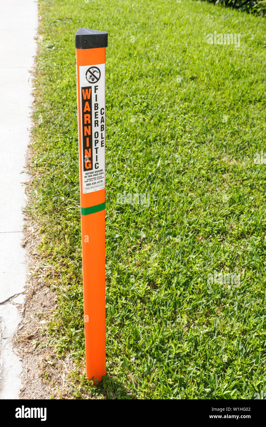 Naples Florida,US highway Route 41,Tamiami Trail,street,sidewalk,grass ...