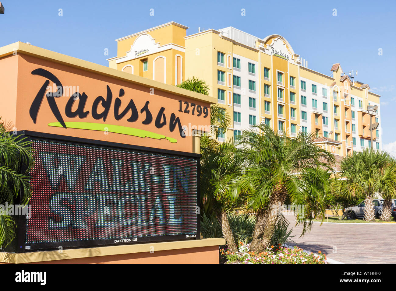 Radisson hotel orlando hi-res stock photography and images - Alamy