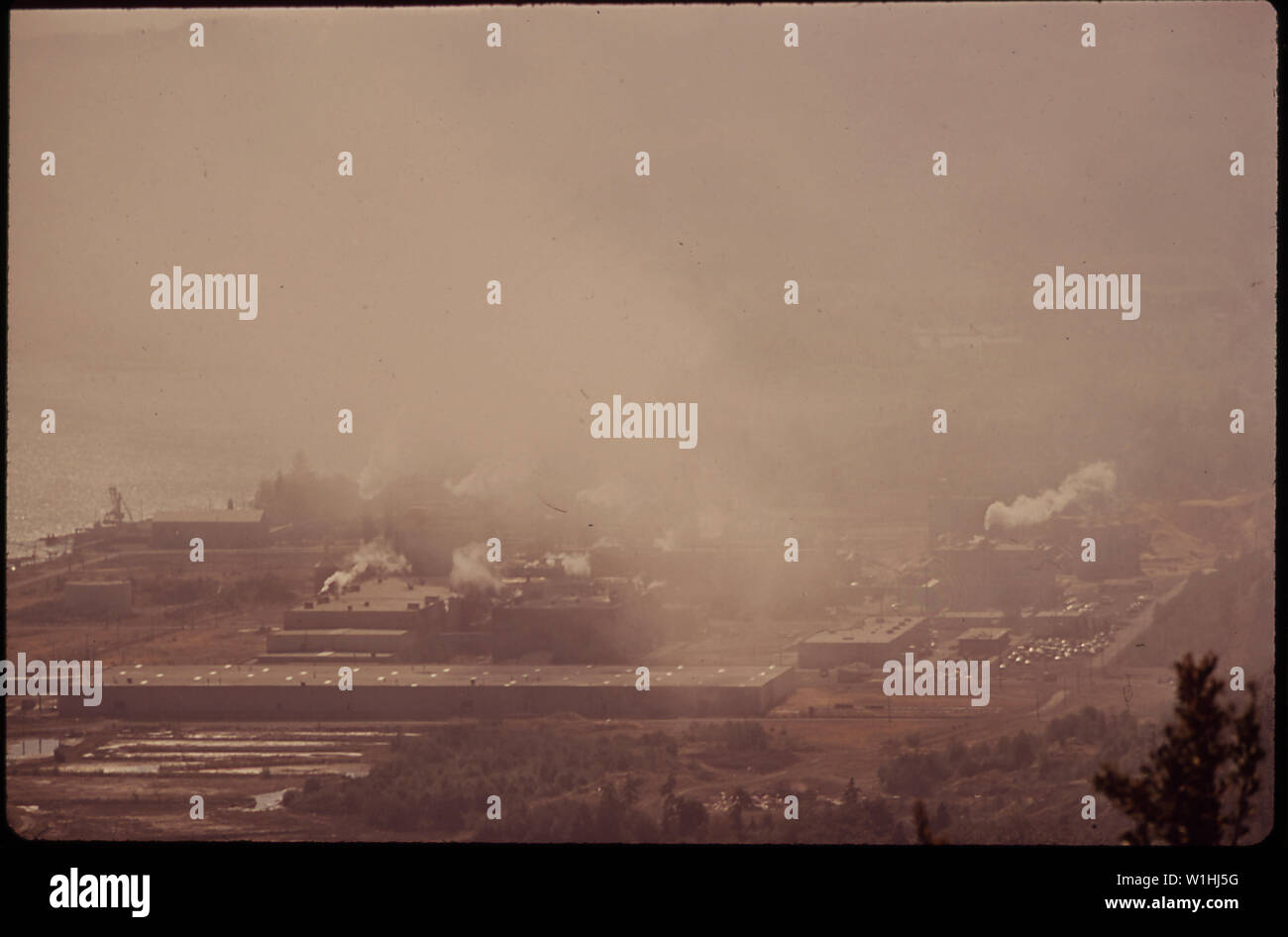 PULP MILL AIR POLLUTION Stock Photo - Alamy