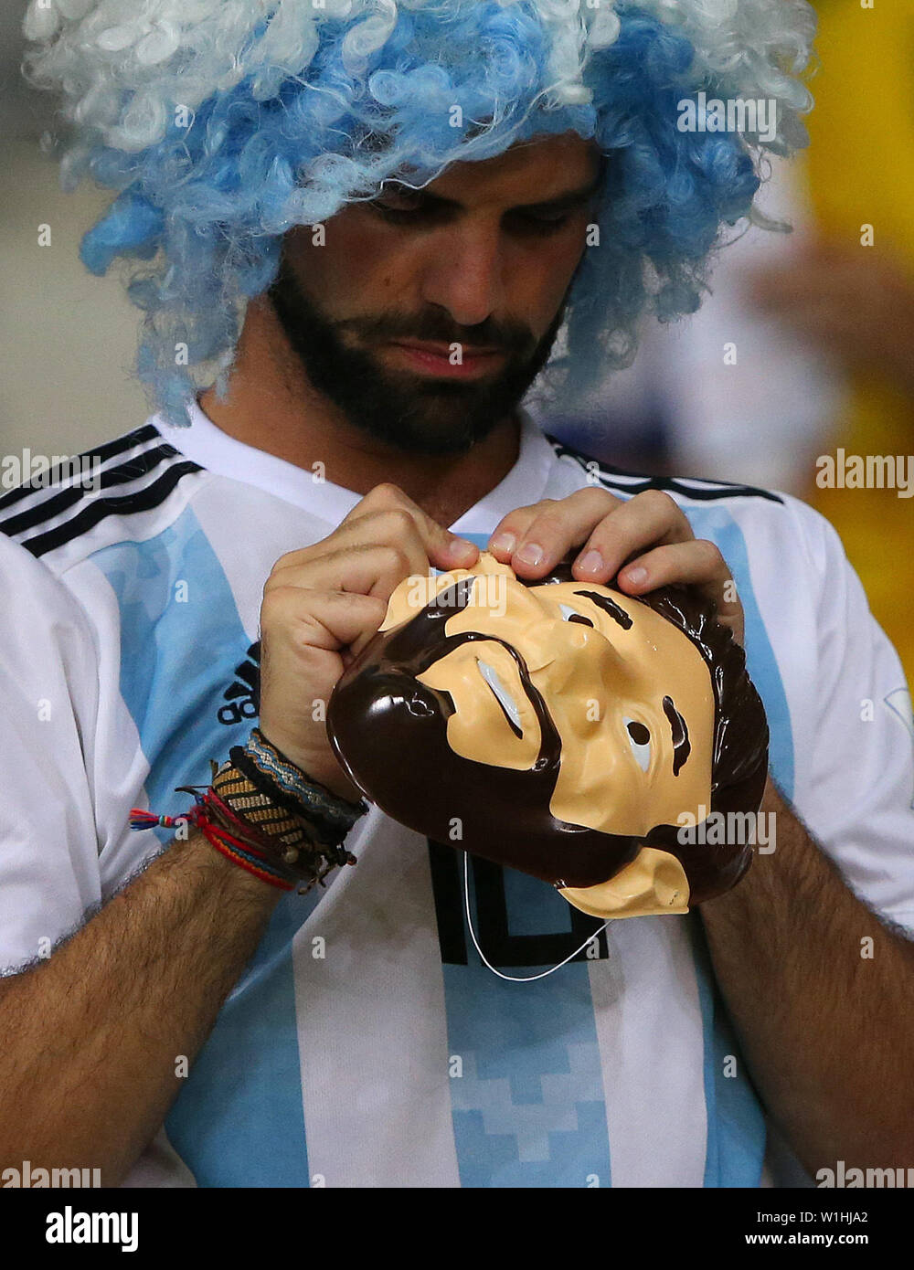 Lionel messi mask hi-res stock photography and images - Alamy