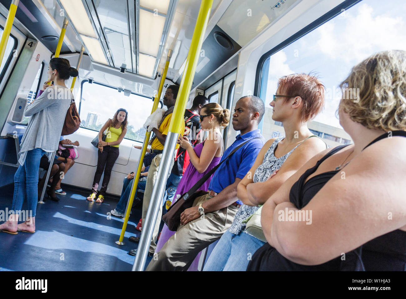 Omni loop hi-res stock photography and images - Alamy