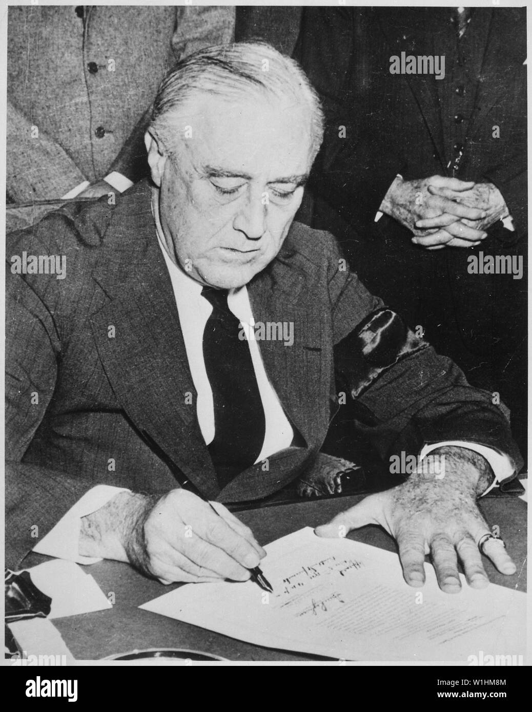 Photograph of President Franklin D. Roosevelt Signing the Declaration ...