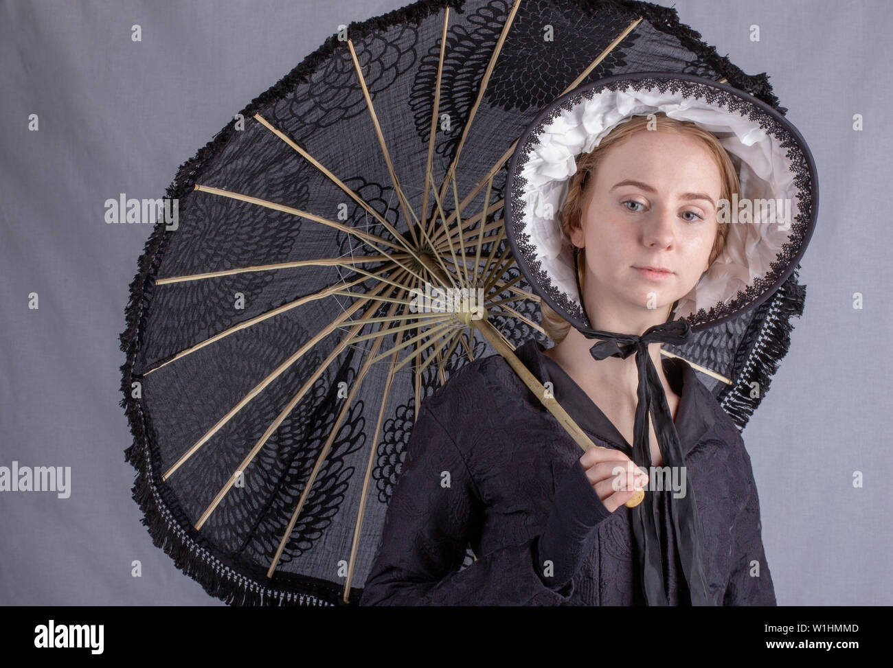 Victorian woman parasol hi-res stock photography and images - Alamy