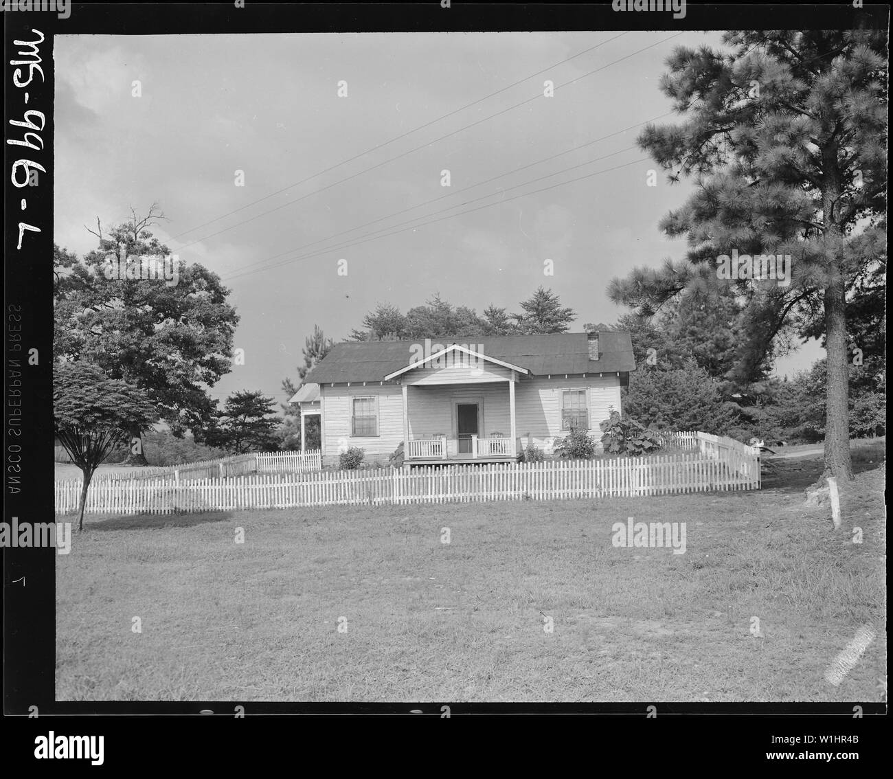 Privately owned house of miner living near this mine. Alabama Power ...