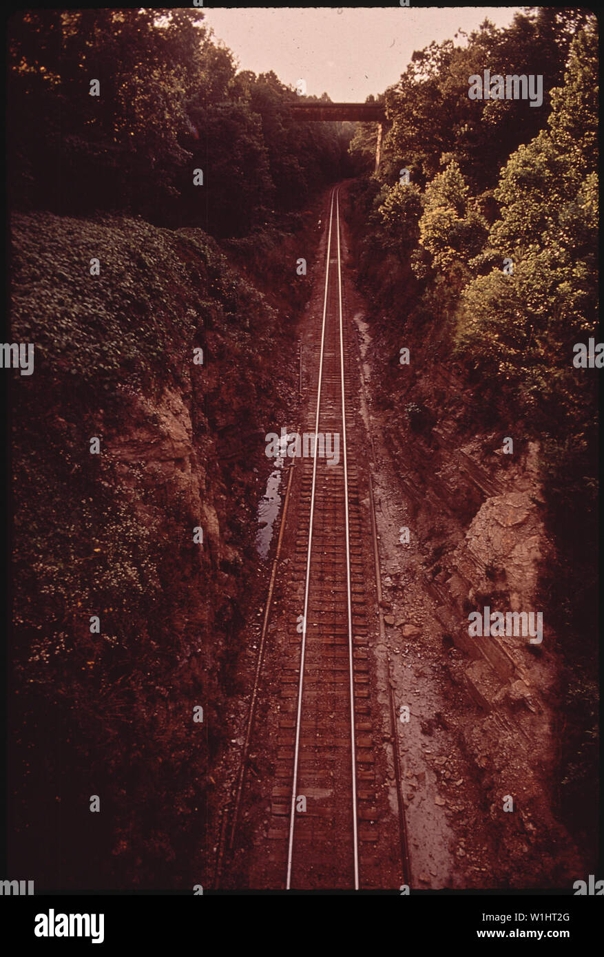 RAILROAD TRACKS NEAR ROUTE 269 Stock Photo - Alamy