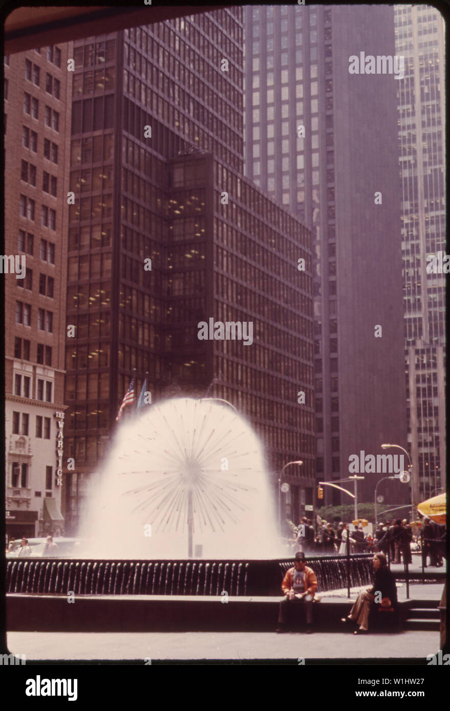 ROCKEFELLER CENTER--6TH AVENUE SIDE Stock Photo - Alamy