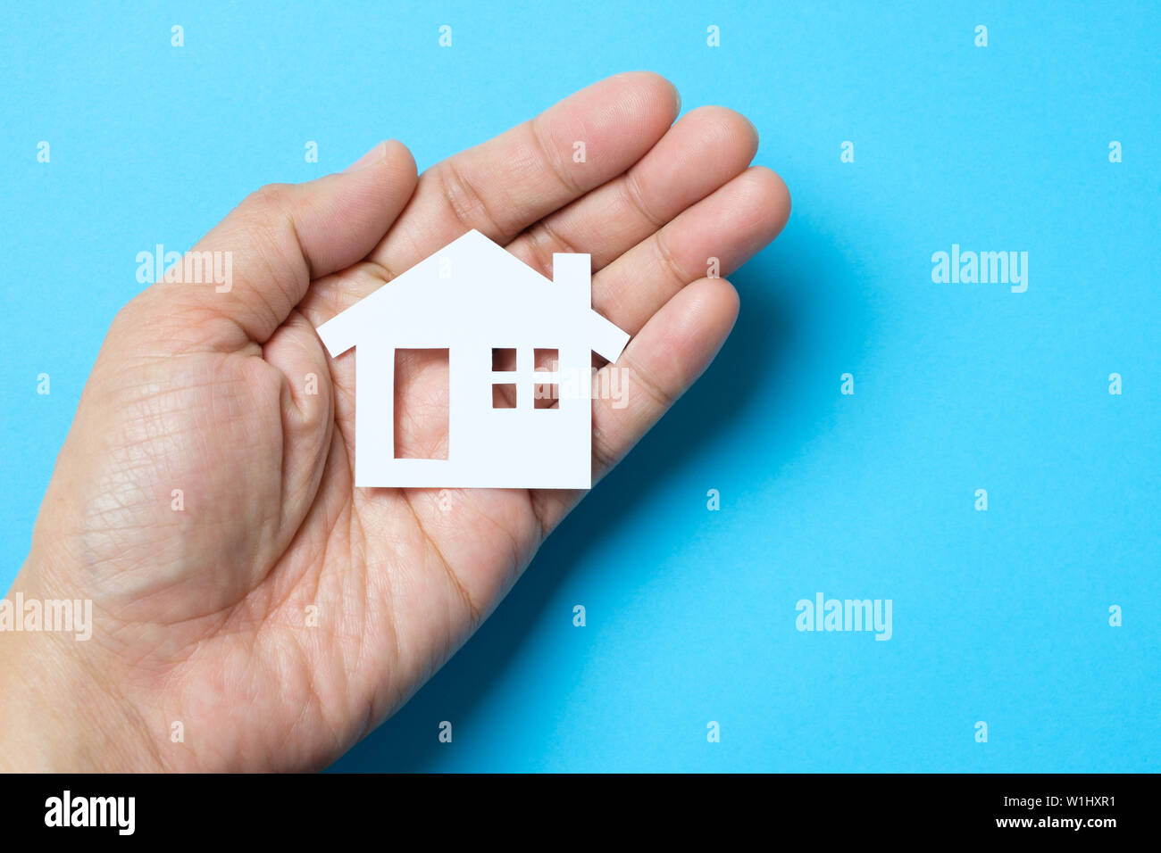 2d house hi-res stock photography and images - Alamy