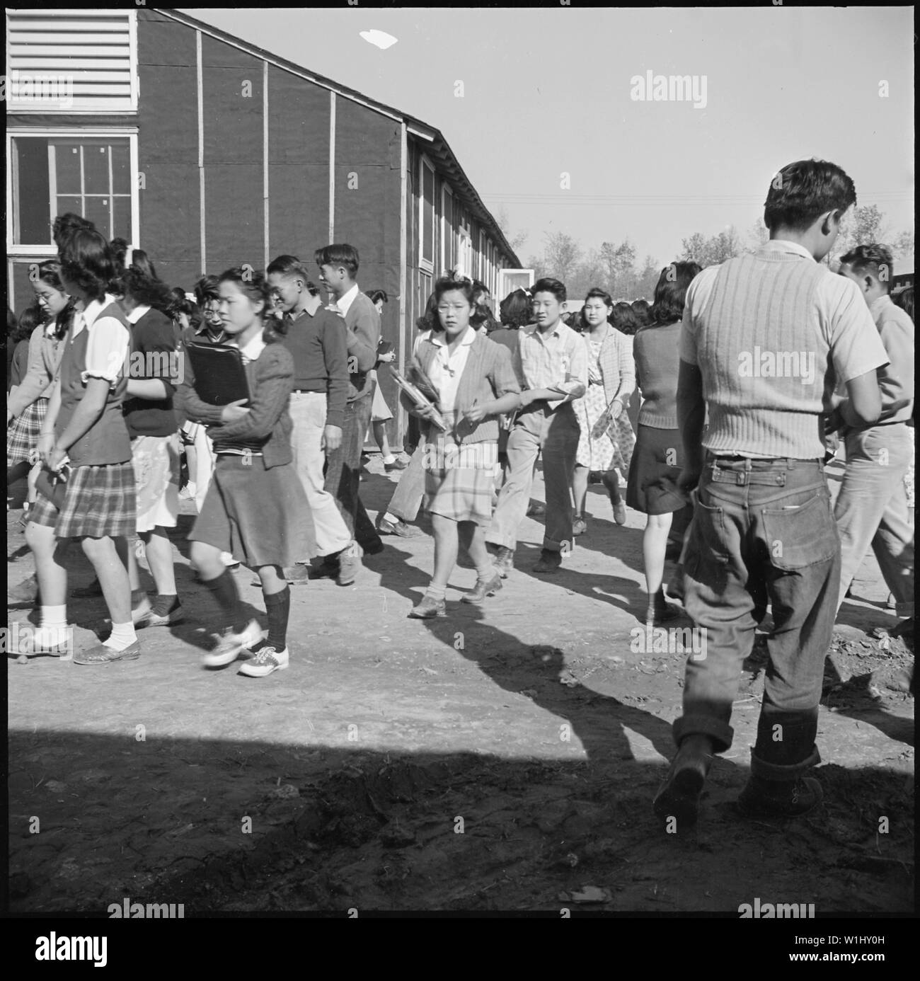 Rohwer Relocation Center, McGehee, Arkansas. Changing classes at the ...