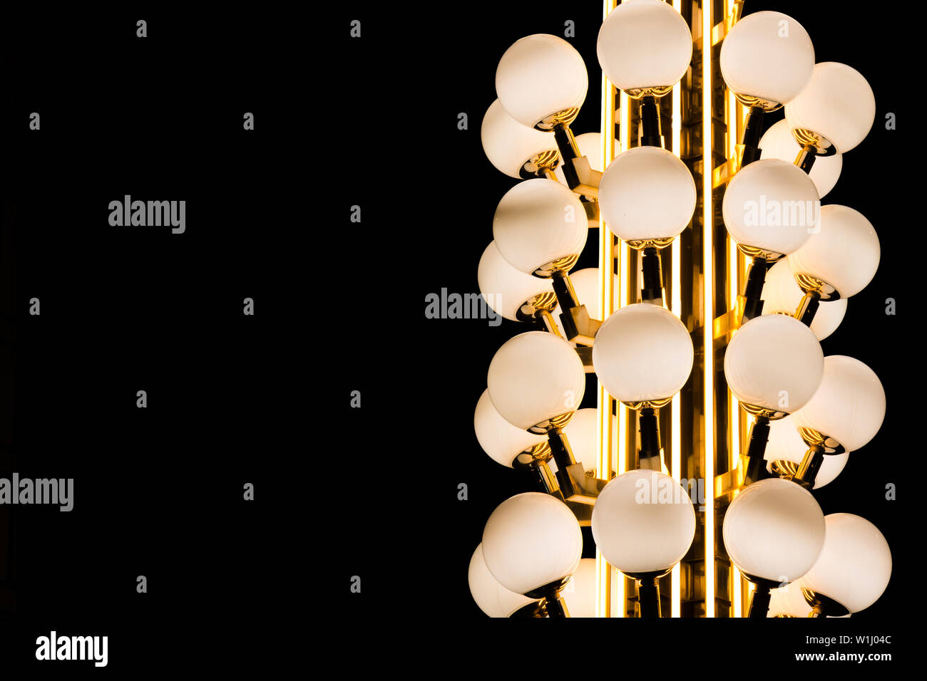 luxury lamp post bulb circle on black background Stock Photo - Alamy