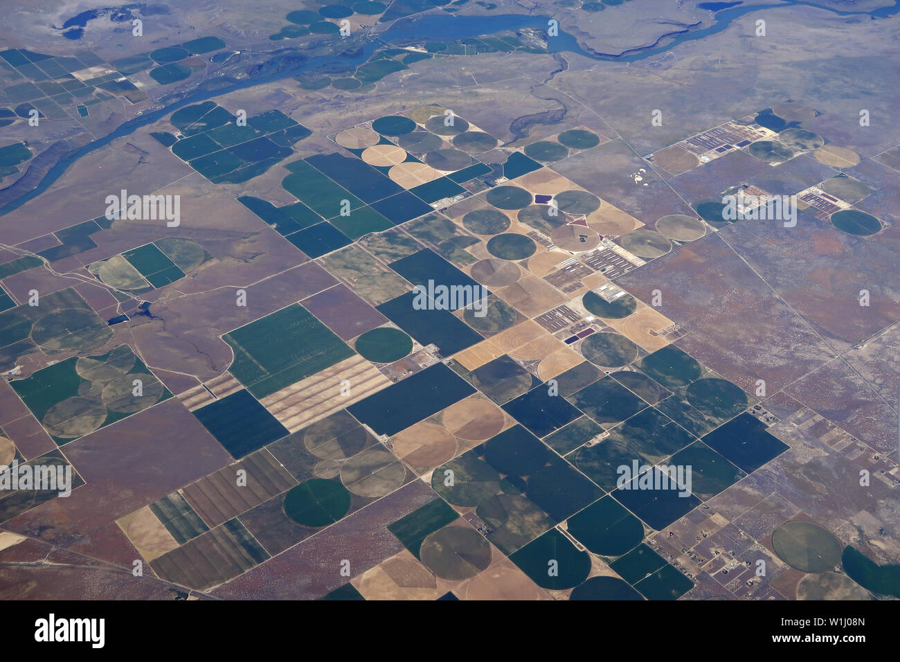 Aerial view circular fields irrigation hi-res stock photography and ...