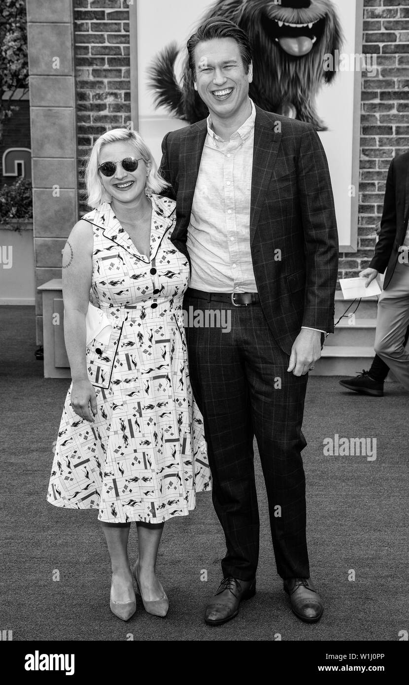 Valerie chaney hi-res stock photography and images - Alamy