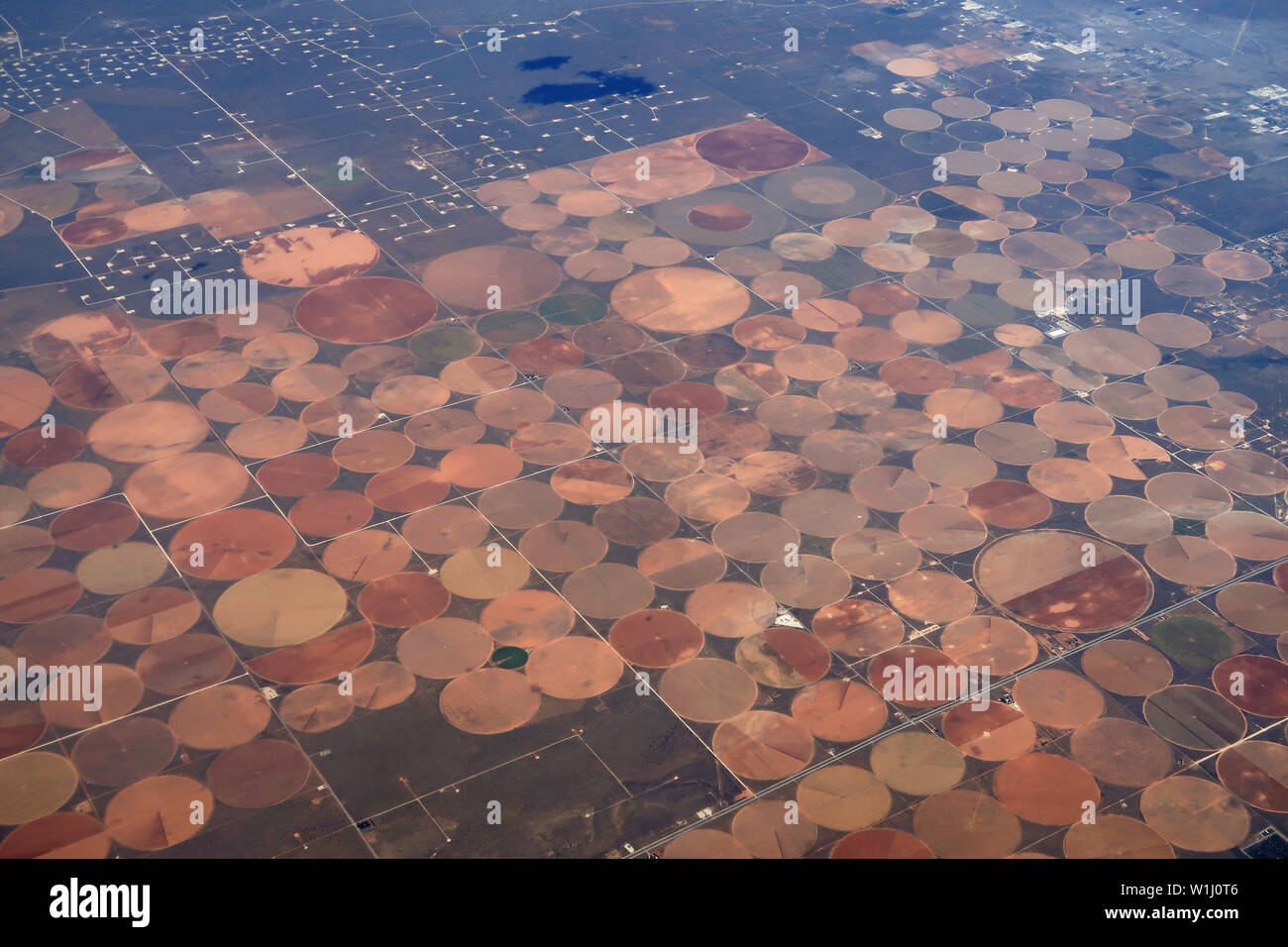 Aerial view circular fields irrigation hi-res stock photography and ...