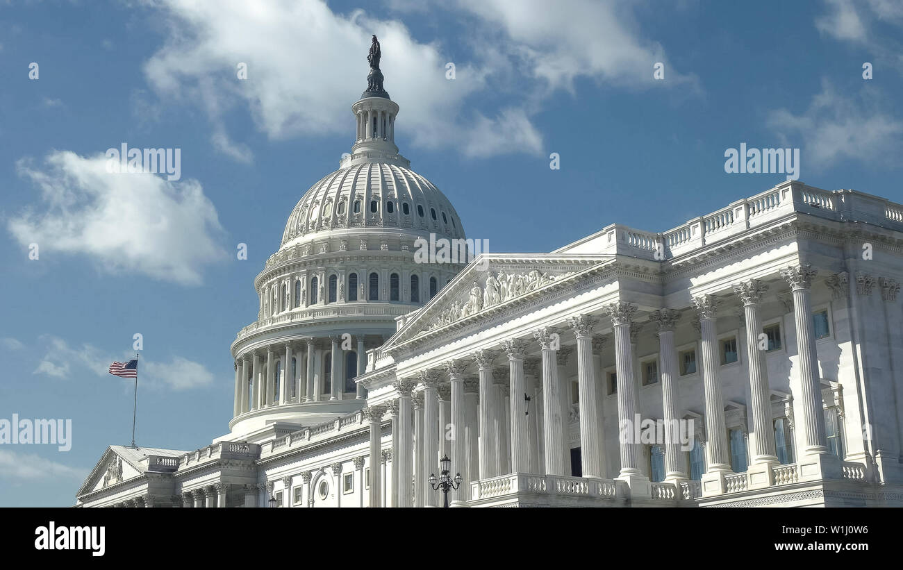 Oblique building hi-res stock photography and images - Alamy