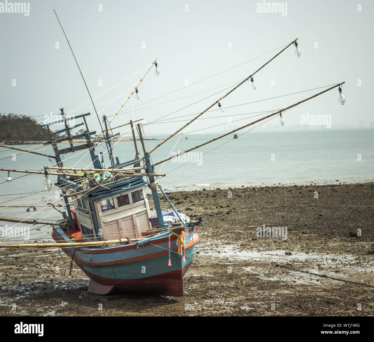 The ship ran aground Stock Photo - Alamy