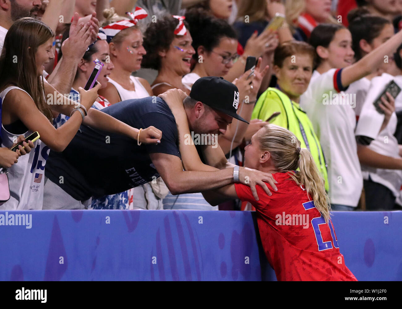 Allie long hi-res stock photography and images - Alamy