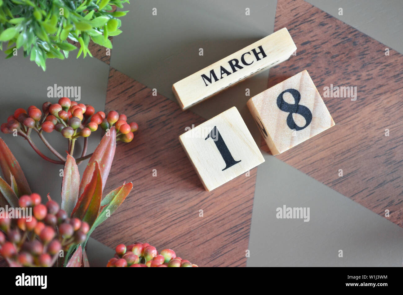 18 march calendar month hi-res stock photography and images - Alamy