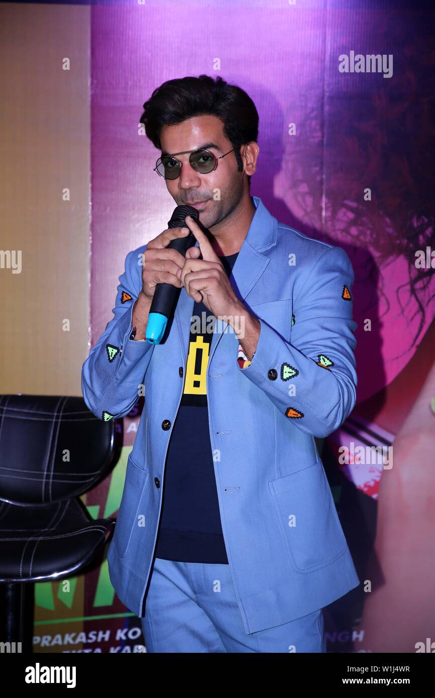 Trailer launch of upcoming bollywood movie hi-res stock photography and ...