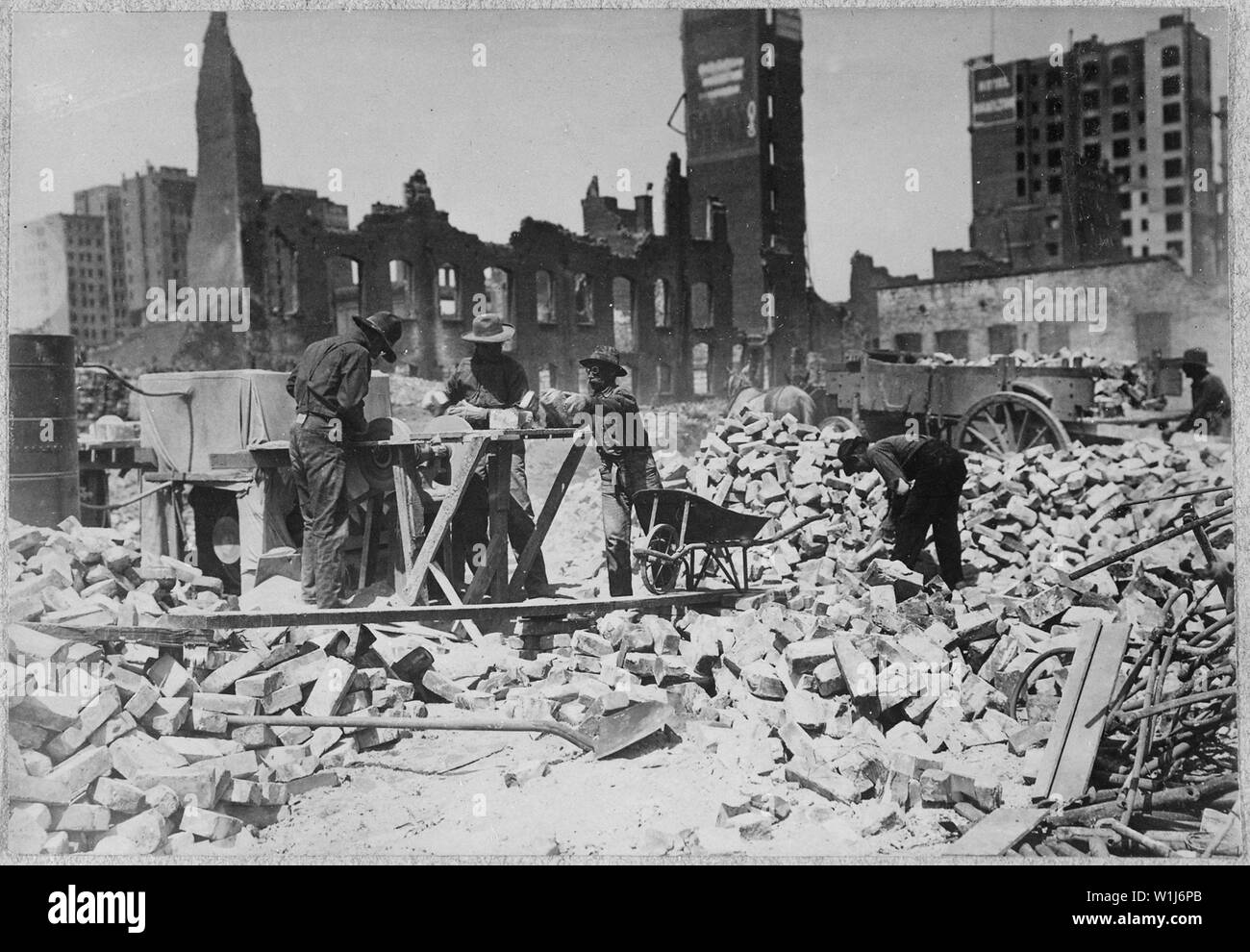 San francisco earthquake hi-res stock photography and images - Alamy