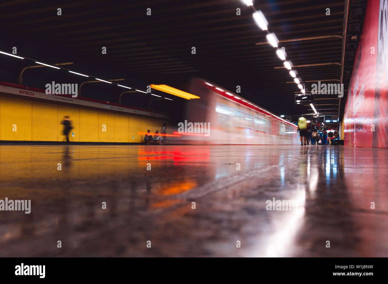 SANTIAGO, CHILE - NOVEMBER 2015: A Santiago Metro train at República ...