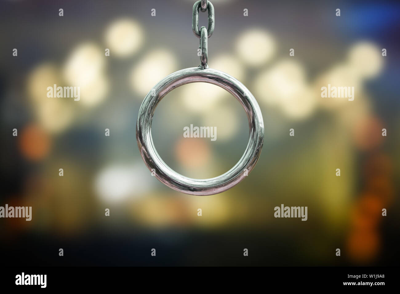 Chain circle hi-res stock photography and images - Alamy