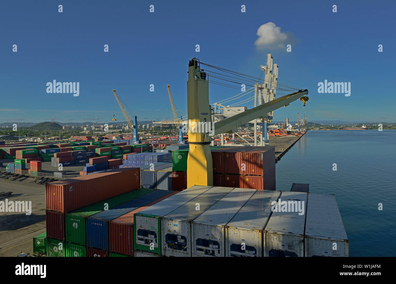 Container port puerto rico hi-res stock photography and images - Alamy