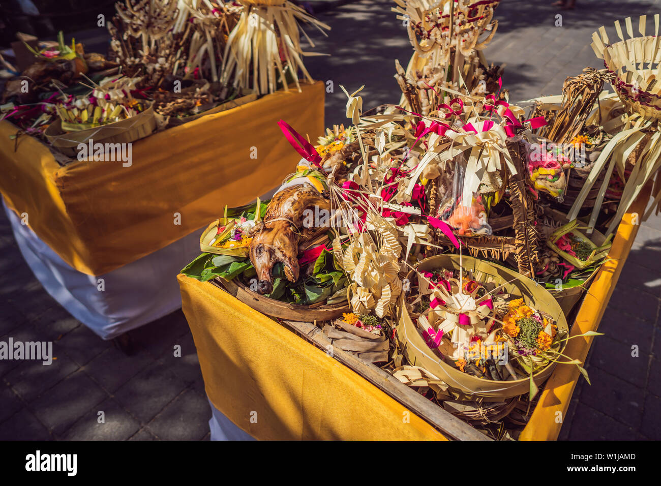 Cremation tower bali hi-res stock photography and images - Alamy