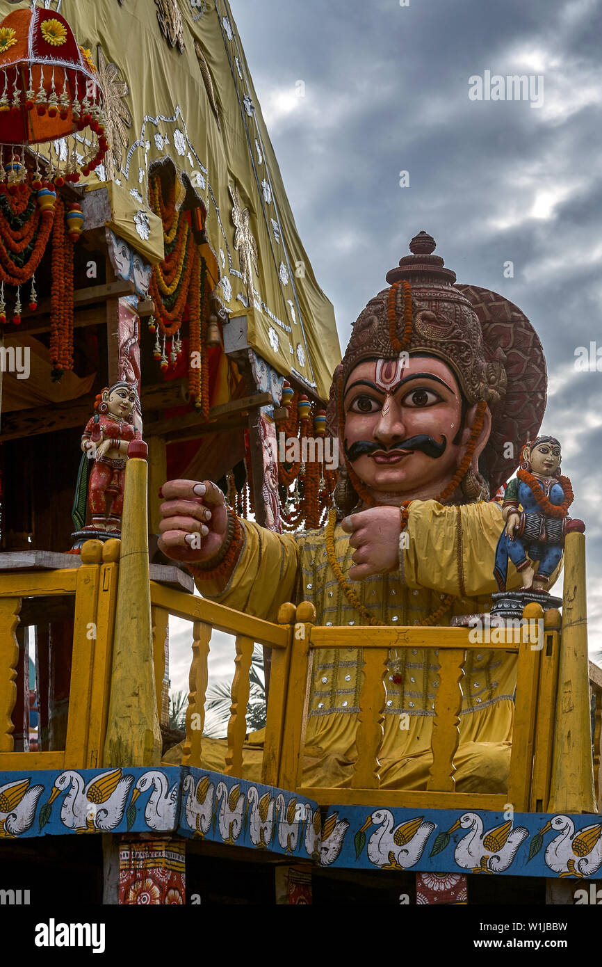 24-jul-2007-charioteer is known as Daruka Lord Jagannath’s Chariot ...