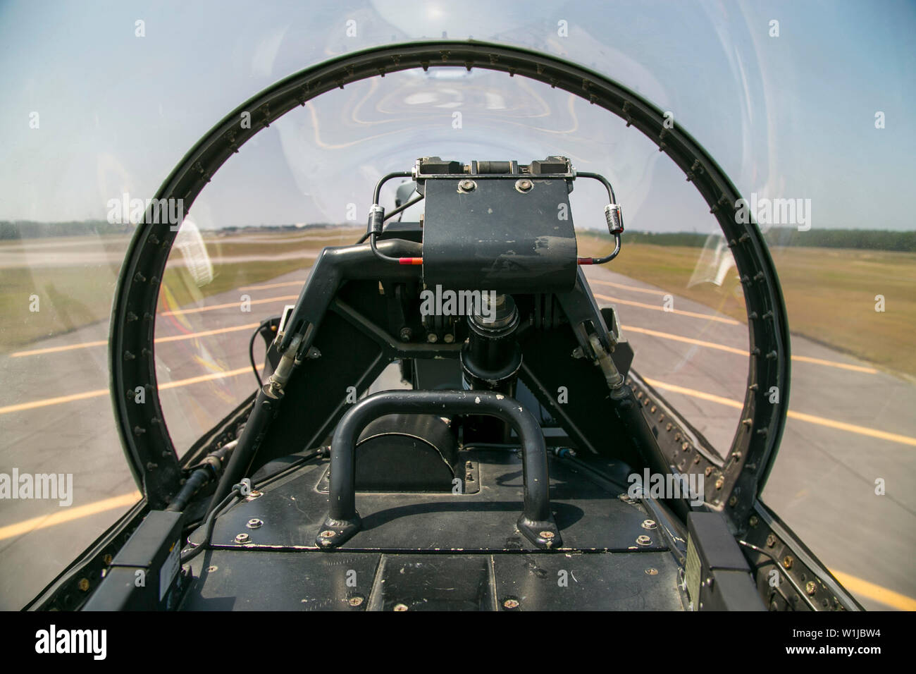 40th flight test squadron hi-res stock photography and images - Alamy