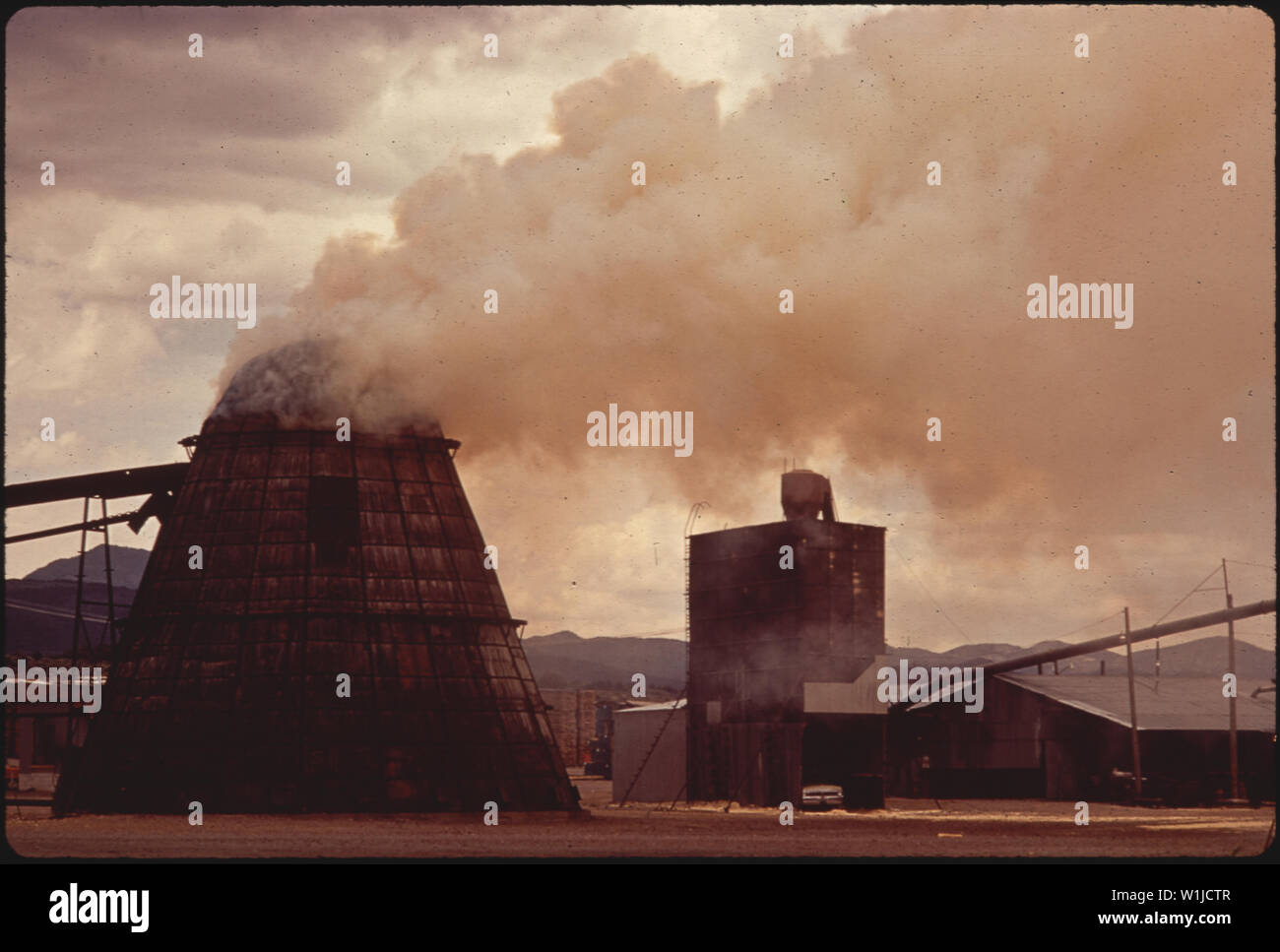 Teepee burner hi-res stock photography and images - Alamy