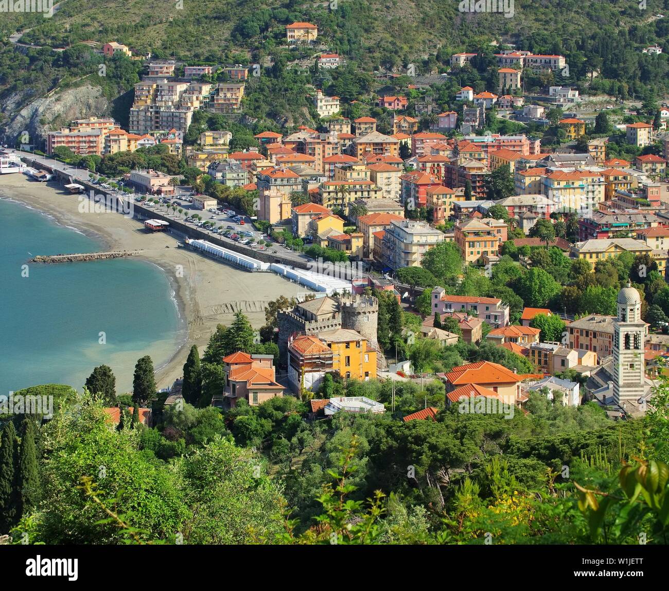 Levanto stadt hi-res stock photography and images - Alamy