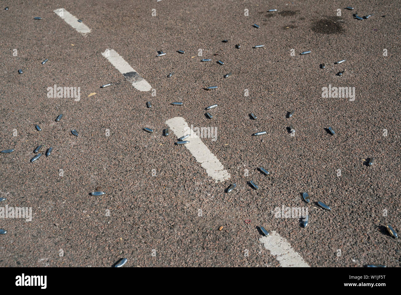 Laughing gas hi-res stock photography and images - Alamy