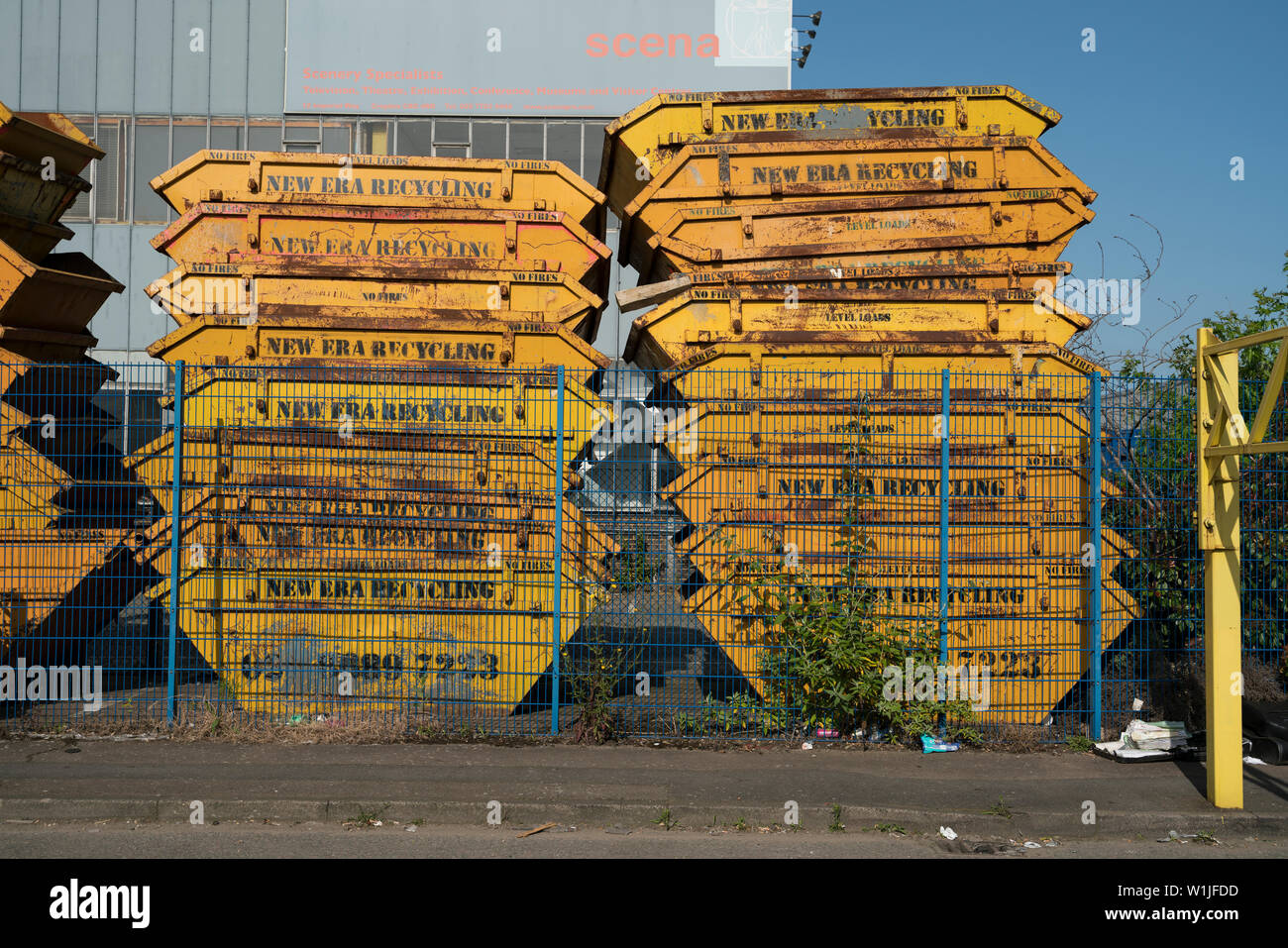 Construction skips waste hi-res stock photography and images - Alamy