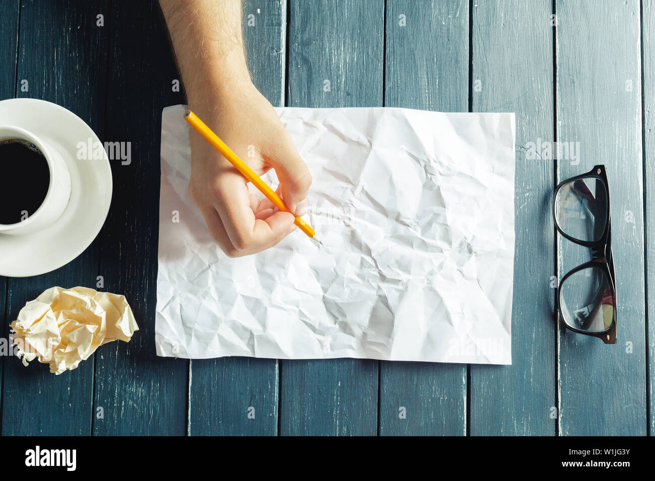 Screwed up letter hi-res stock photography and images - Alamy