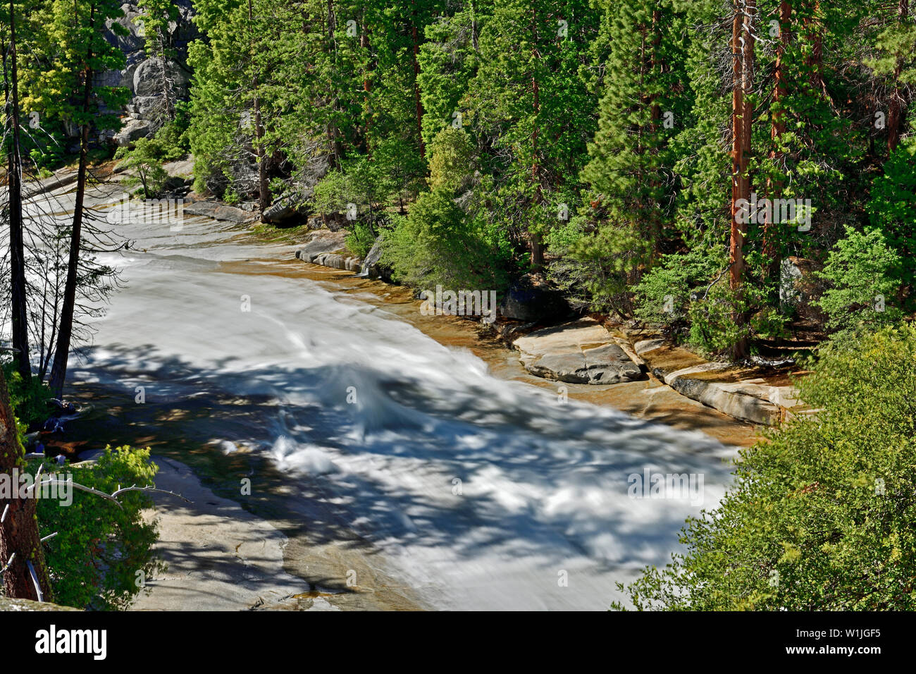 Slow motion yosemite national park hi-res stock photography and images ...