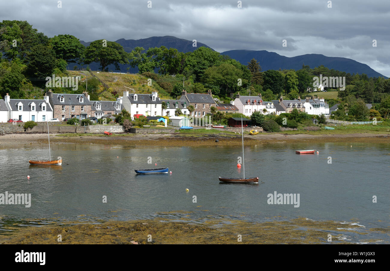 Strathcarron Scotland Loch Stock Photos & Strathcarron Scotland Loch ...