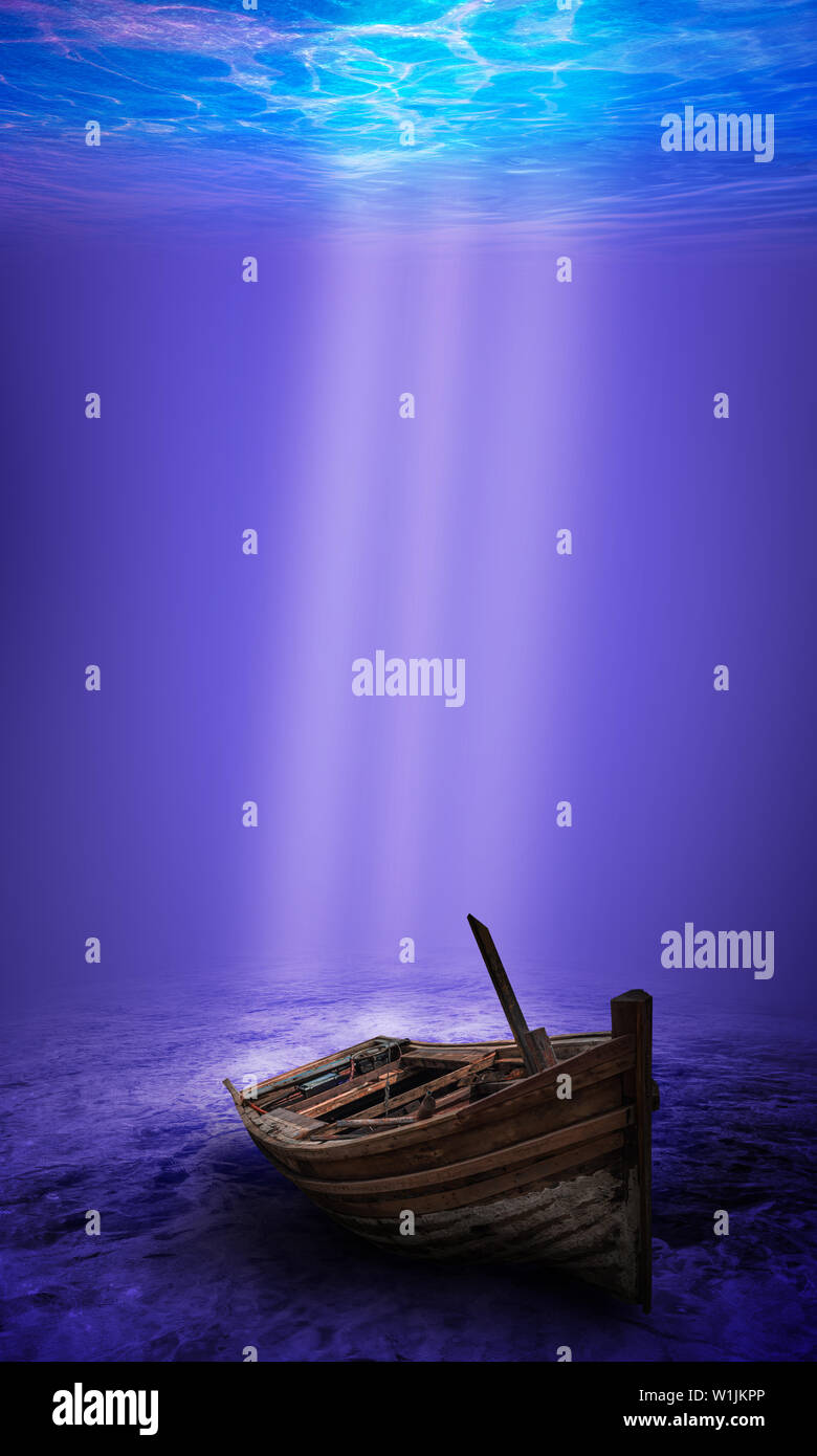 Exploring sunken ship hi-res stock photography and images - Alamy