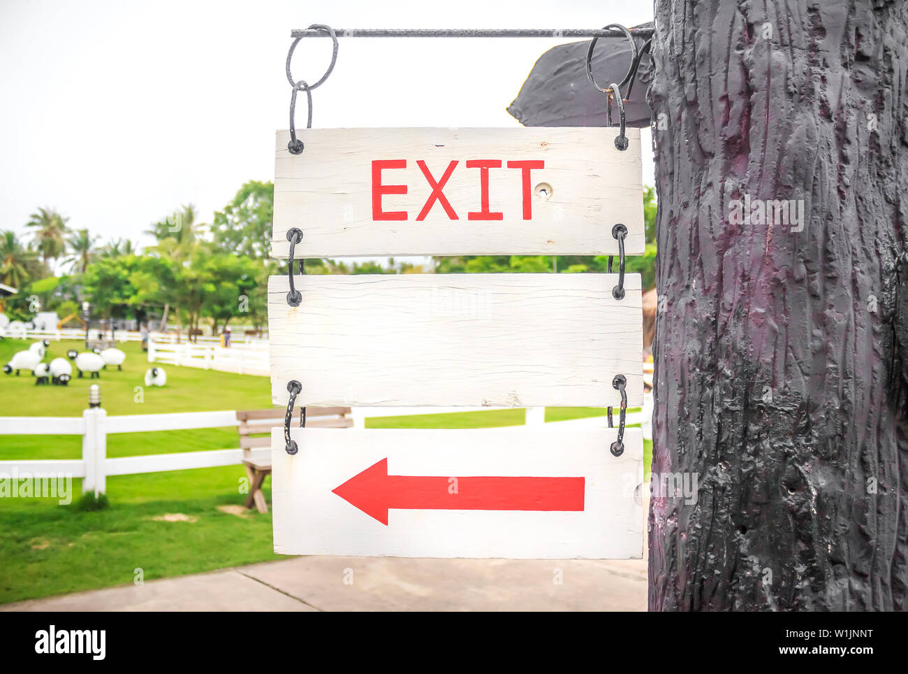 Pasture exit hi-res stock photography and images - Alamy