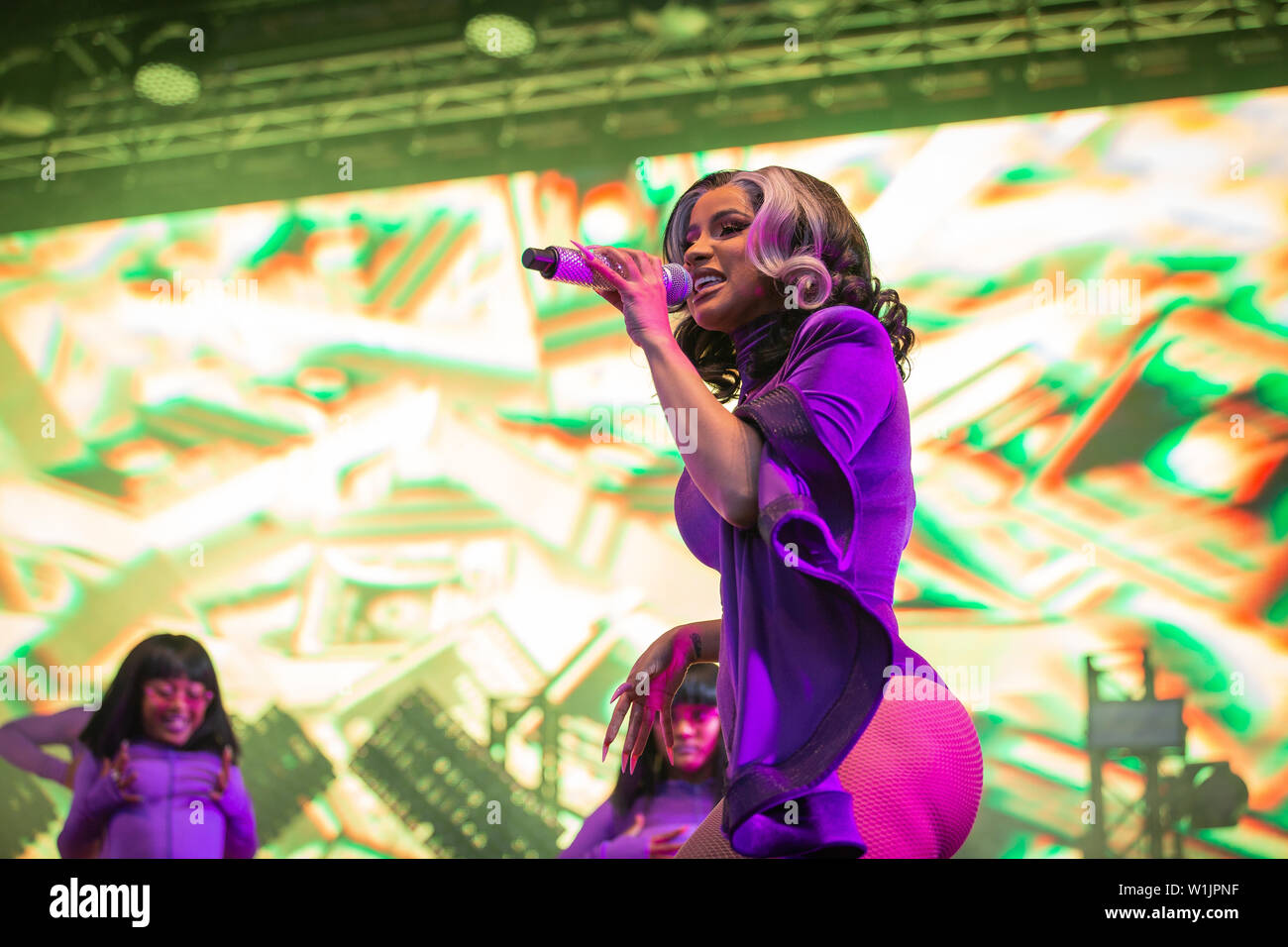 Cardi b in concert hi-res stock photography and images - Alamy