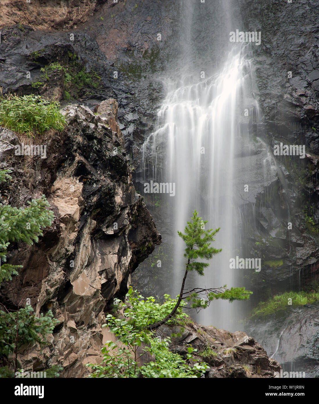 Lone pine creek falls hi-res stock photography and images - Alamy