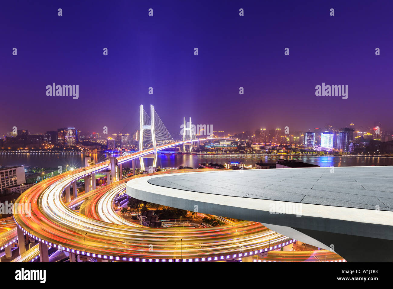 Nanpu bridge and night view of the huangpu river hi-res stock ...