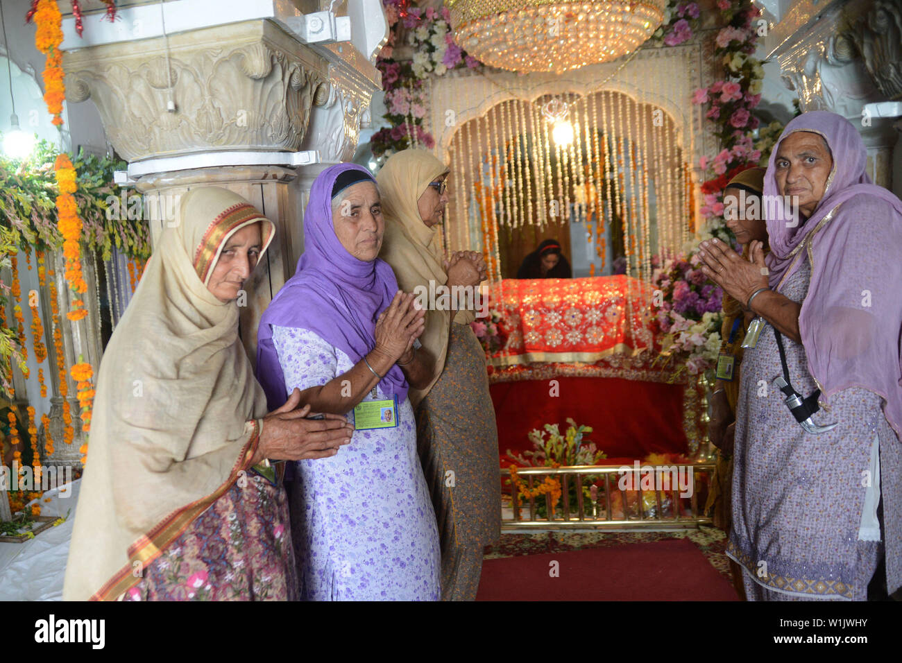 Lahore, Pakistan. 29th June, 2019. Indian and Pakistani Sikh pilgrims ...