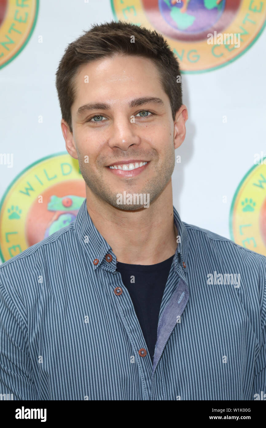 4th Annual Safari Night at the Wildlife Learning Center in Sylmar ...