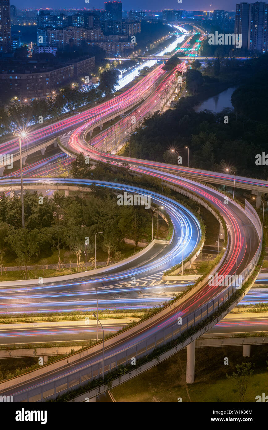 Beautiful interchange overpass city skyline hi-res stock photography ...