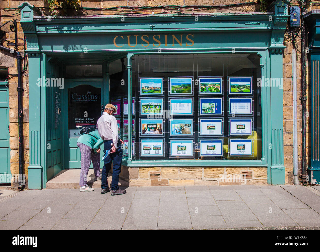 Cussins hi-res stock photography and images - Alamy