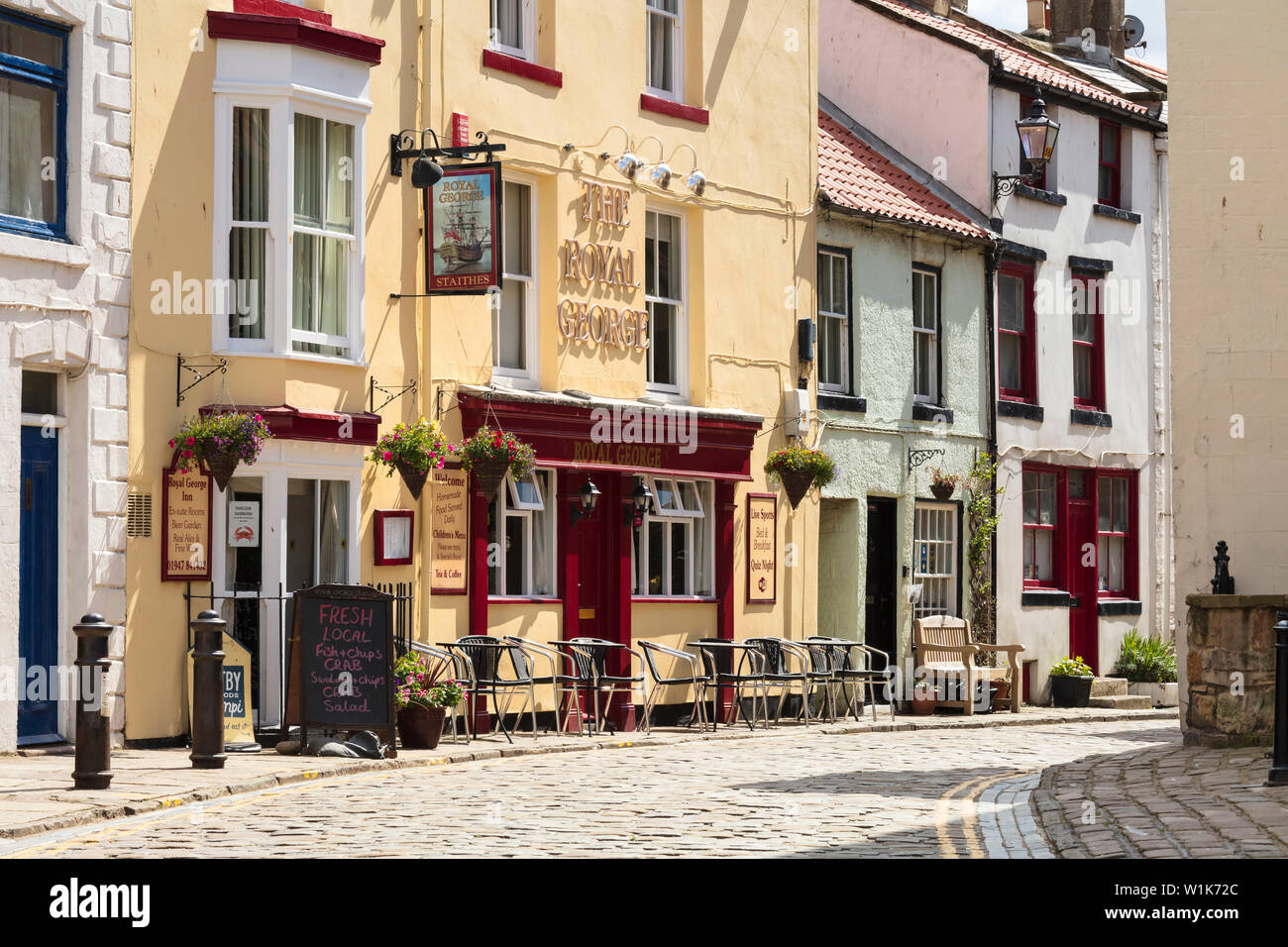 Royal george inn hi-res stock photography and images - Alamy