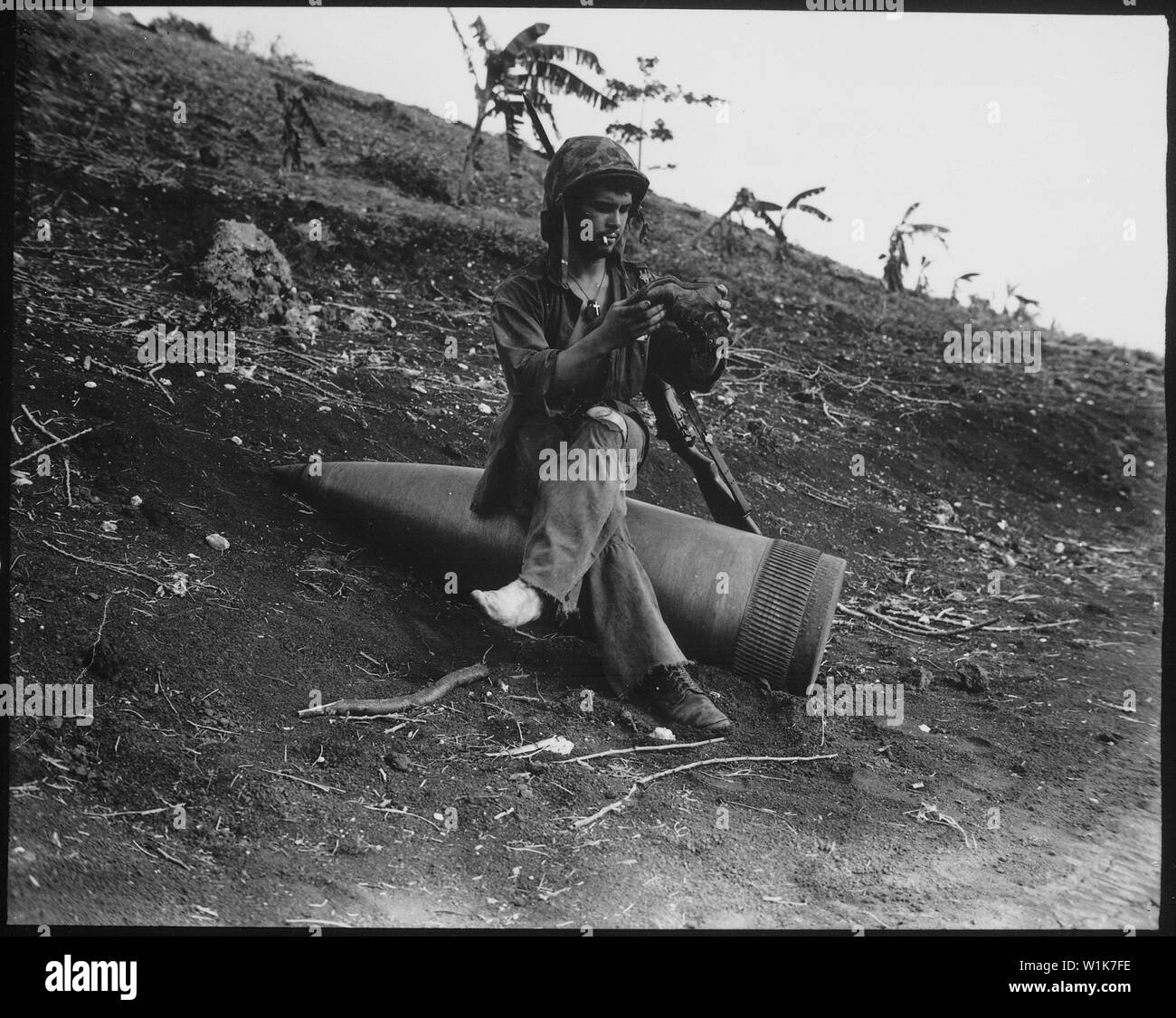 16 inch naval shell hi-res stock photography and images - Alamy