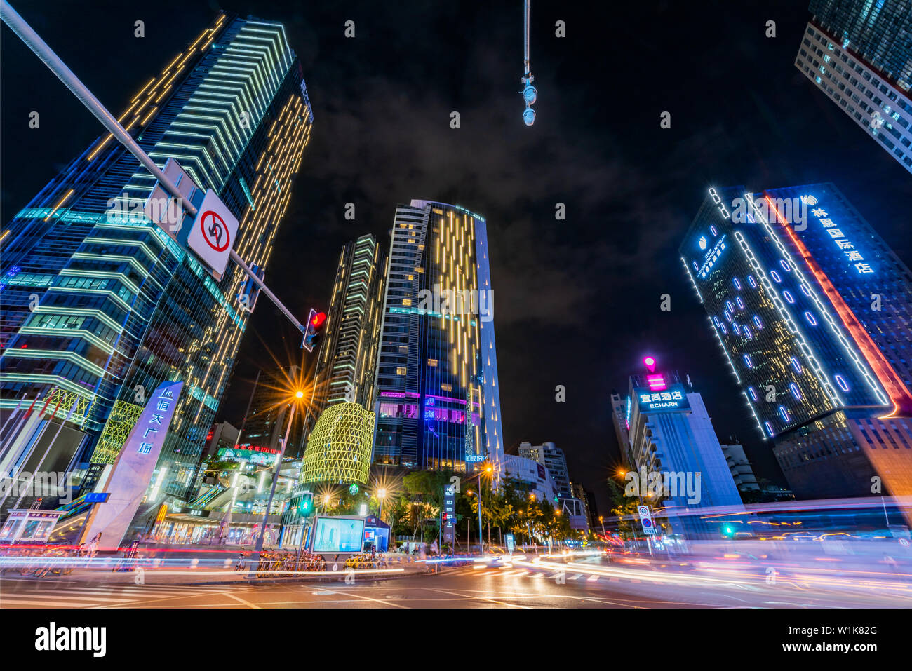 6 Way Intersection High Resolution Stock Photography and Images - Alamy