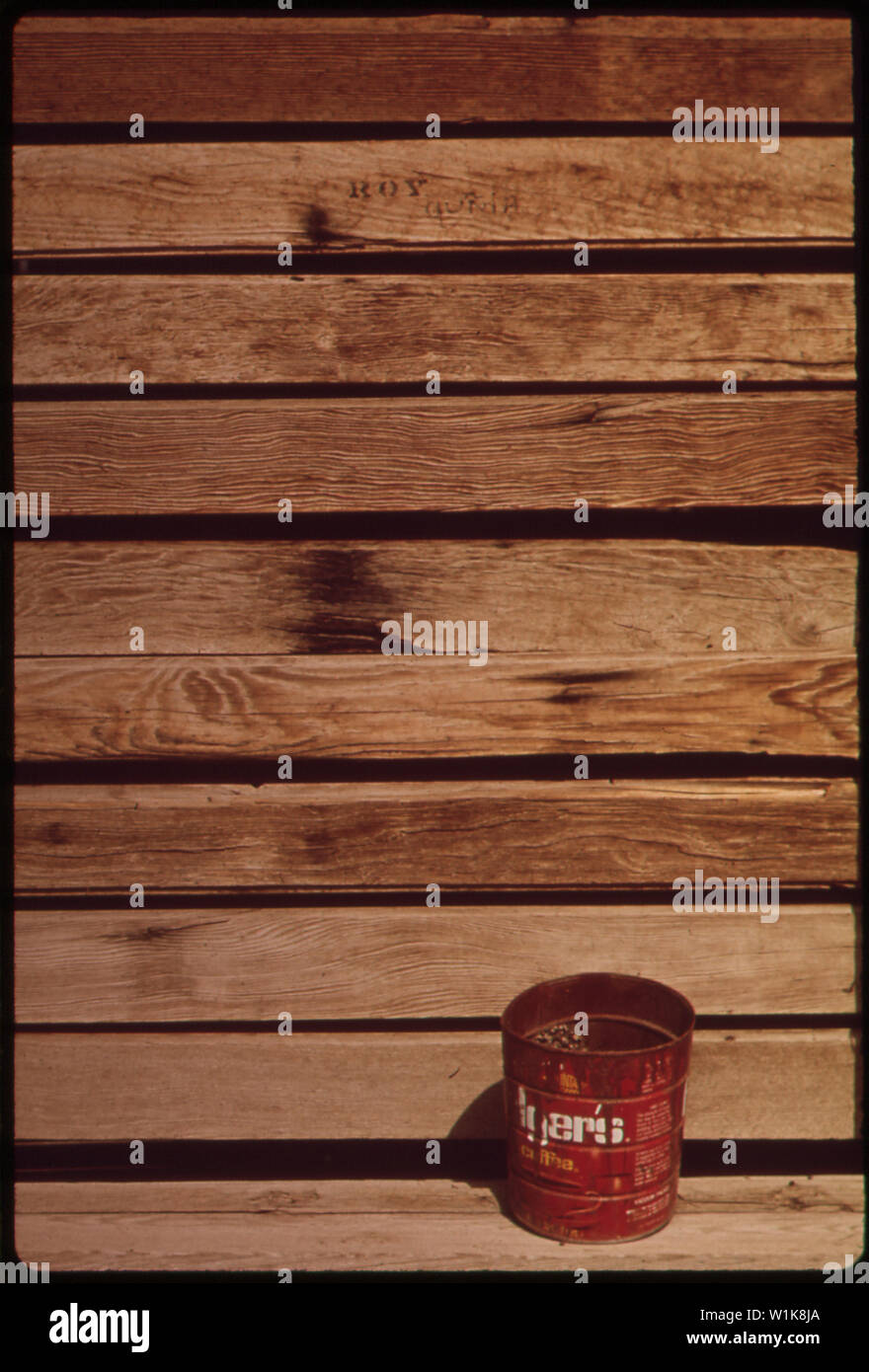 VIEW OF SIDE OF ABANDONED CANTINA AND RUSTED COFFEE CAN Stock Photo - Alamy