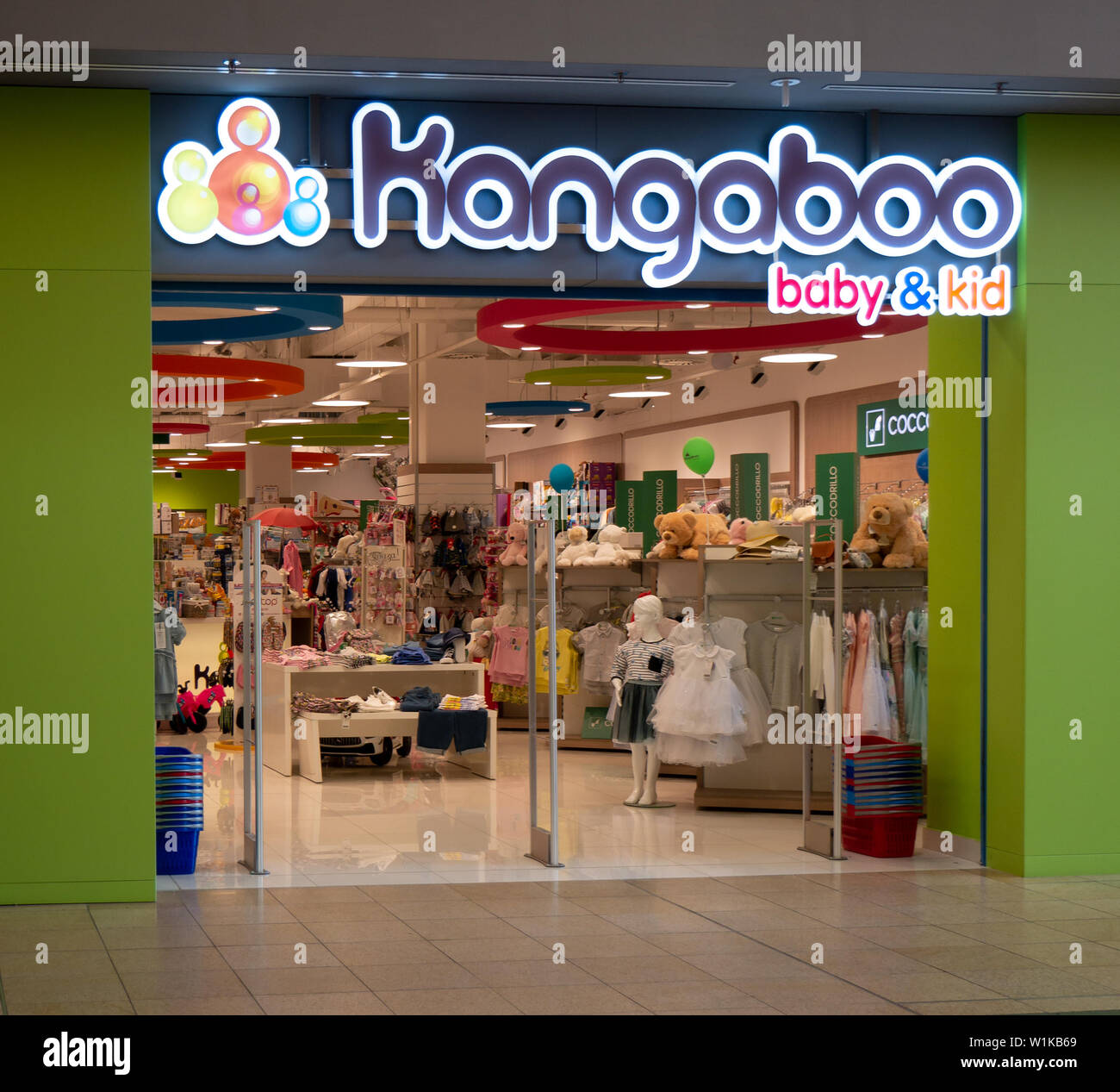 Kangaboo hi-res stock photography and images - Alamy