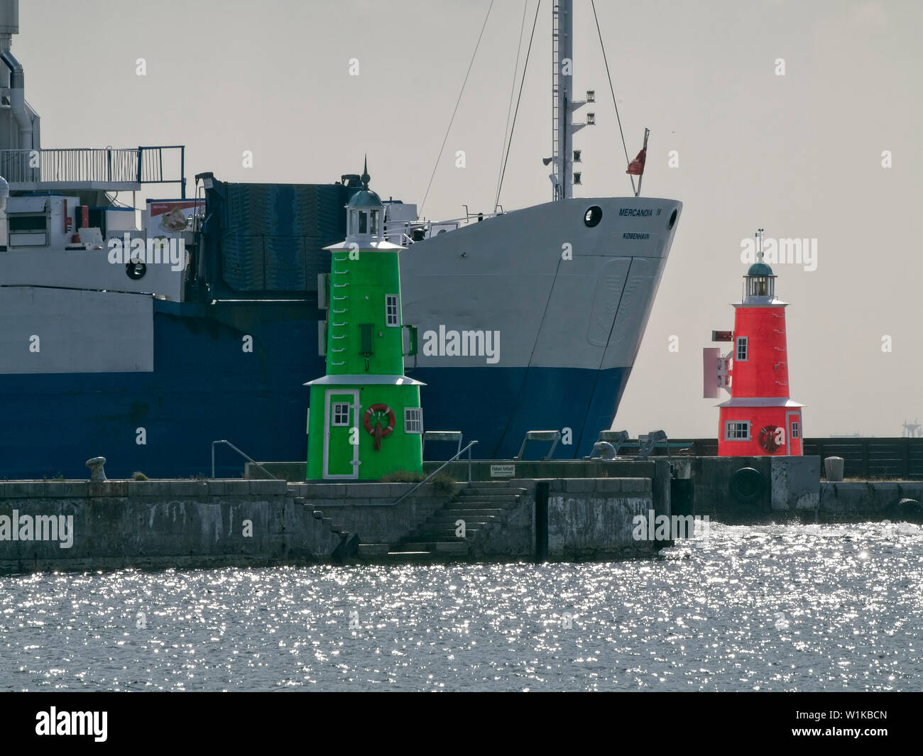 Port basin hi-res stock photography and images - Alamy